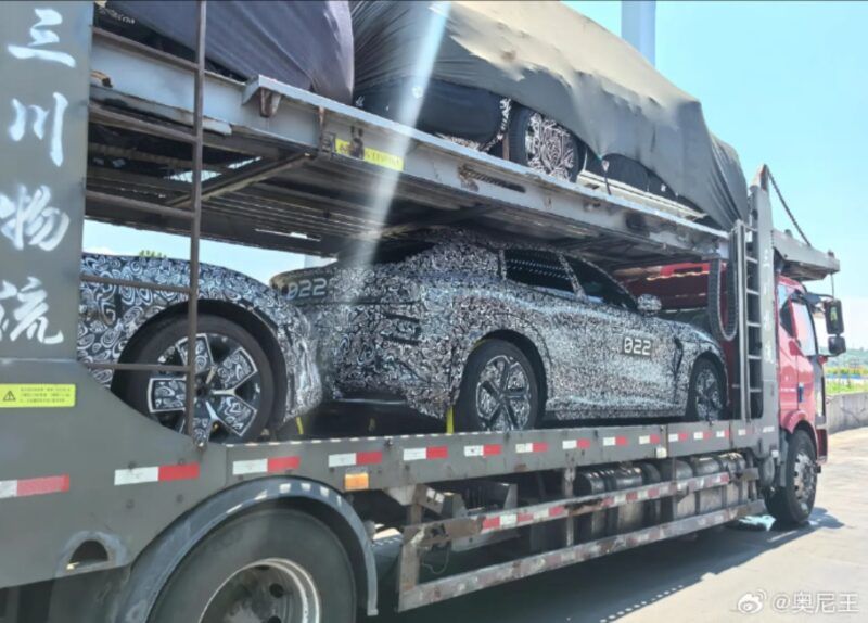 Xiaomi испытывает новый роскошный трехрядный кроссовер под названием YU9 - Auto24